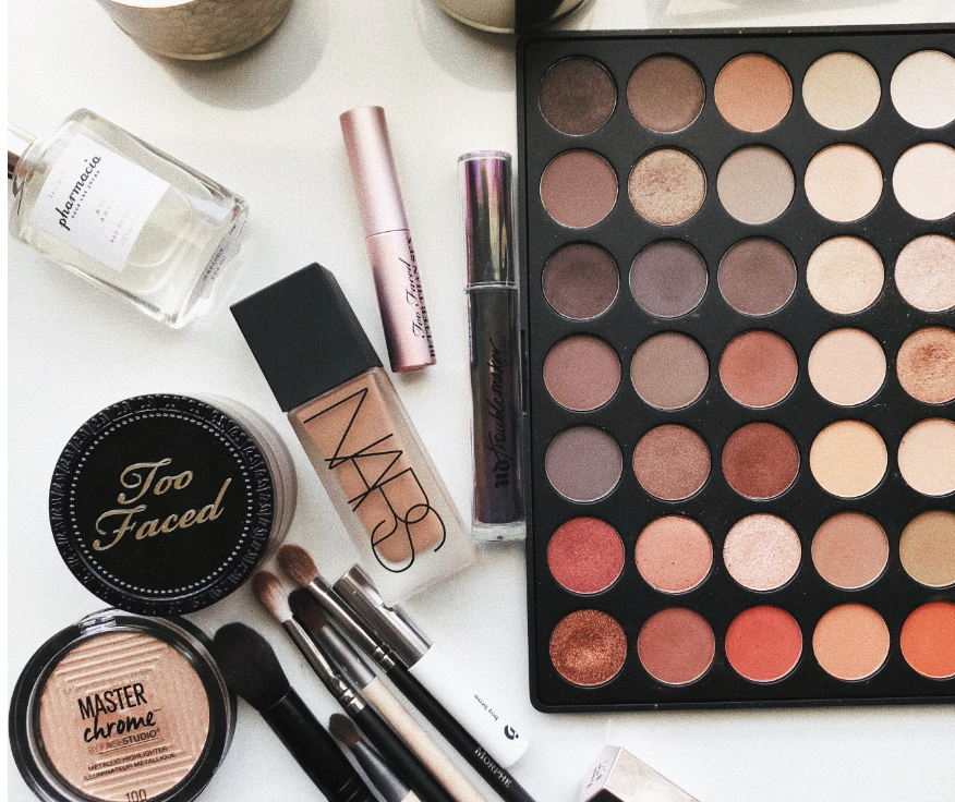 How Do You Know If Your Makeup Is Causing Breakouts? | CLEARSTEM